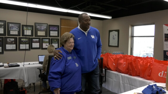 University of Kentucky basketball legend Jack "Goose" Givens holds a ...