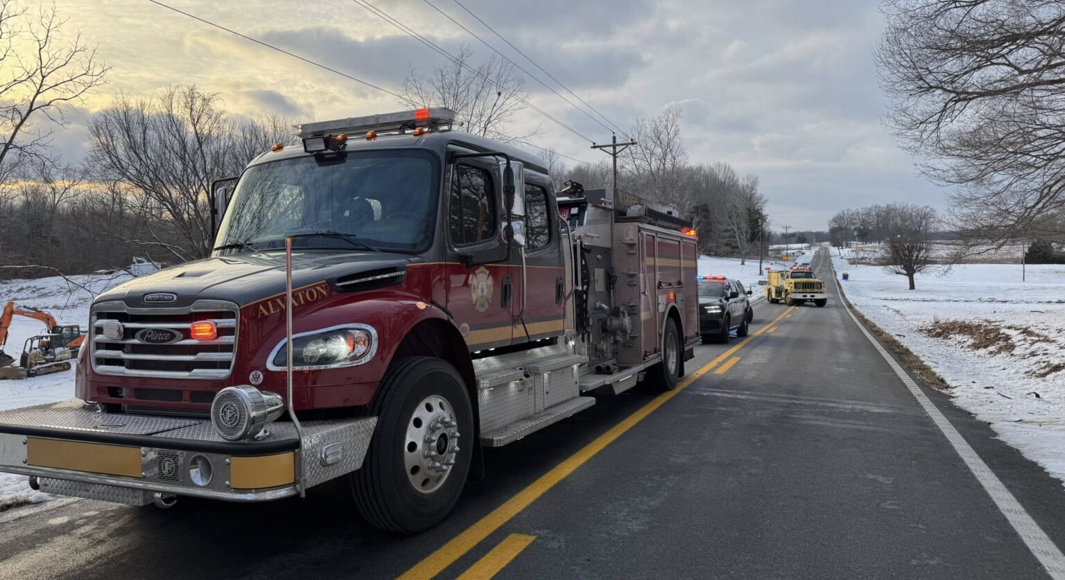 Alvaton Fire Department responds to head-on collision - WNKY News 40 ...