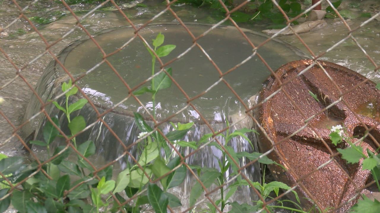 Manhole spewing sewage won't be fixed till 2021 - WTVQ