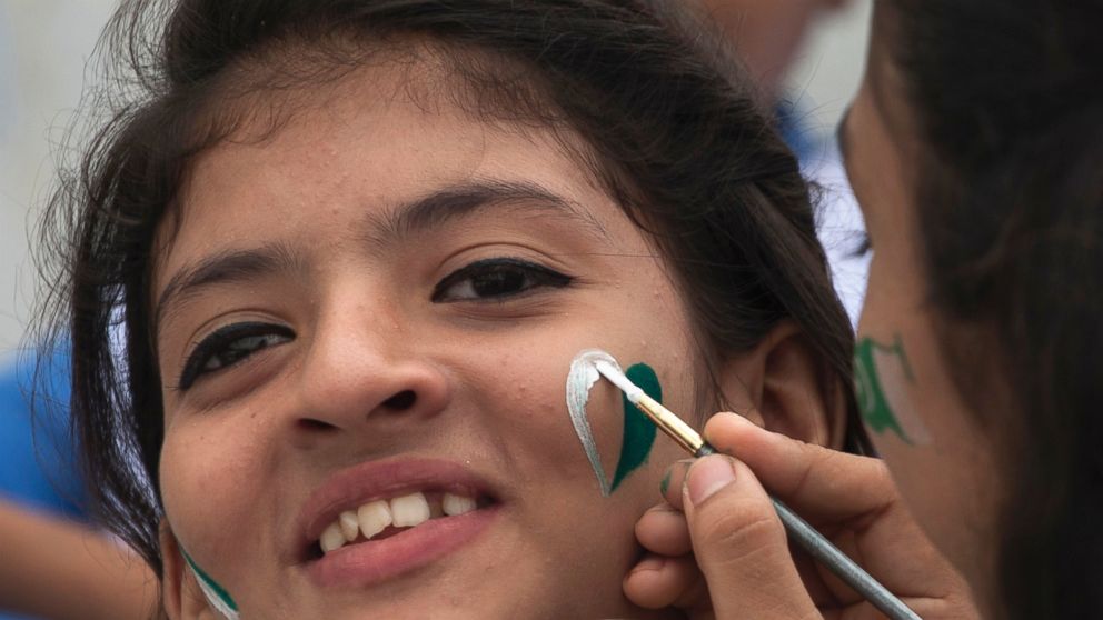 With gun salutes, Pakistan marks 71 years of independence - ABC 36 News