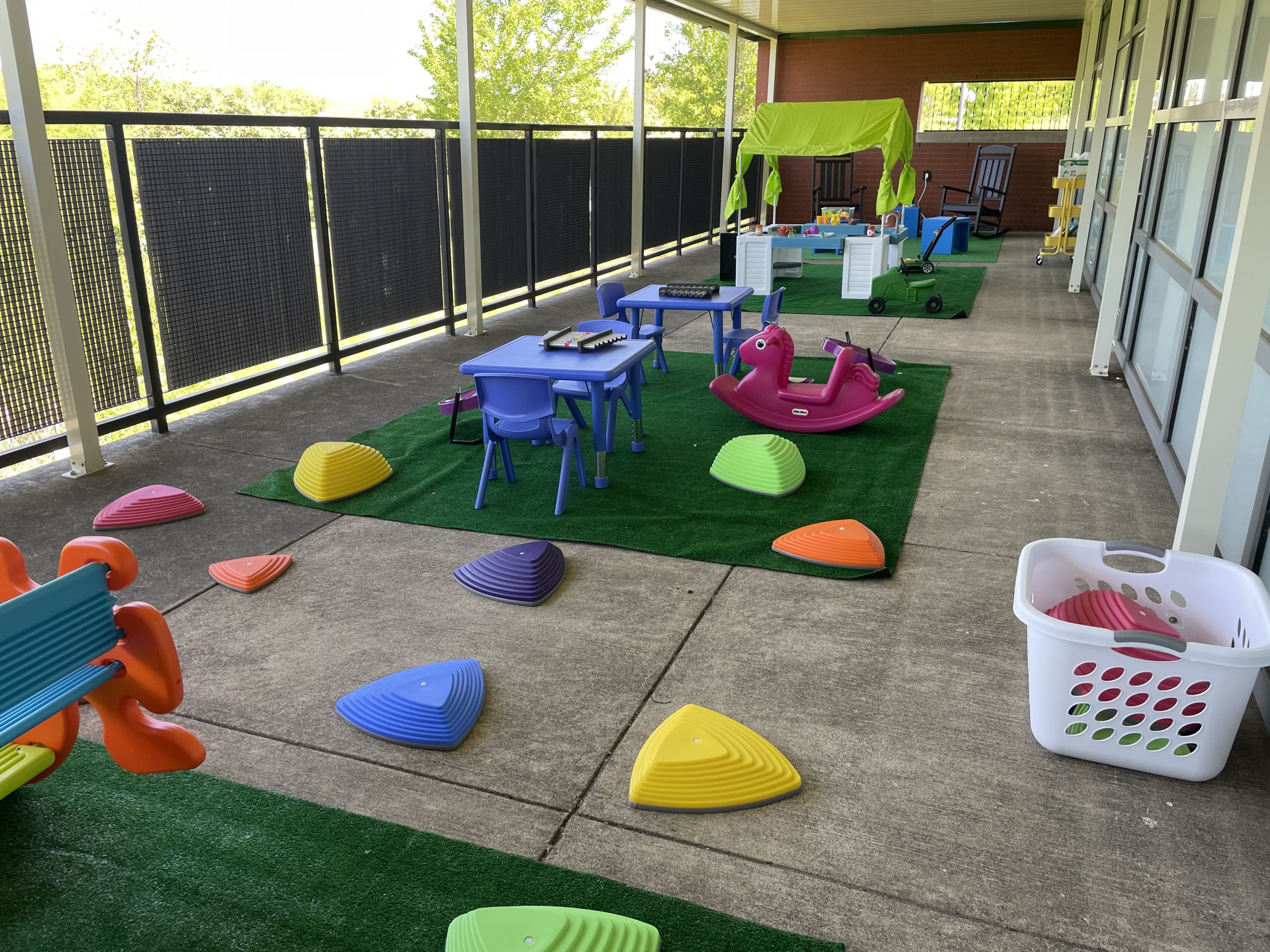 Lexington library opens family patio space at Northside Branch - ABC 36 ...