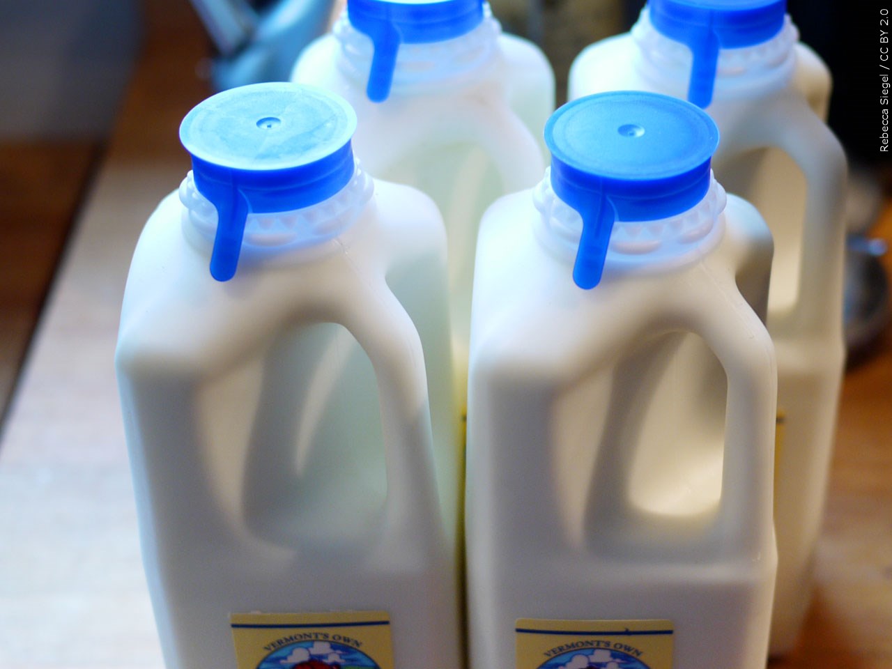 No cow needed: Oat and soy can be called milk, FDA proposes