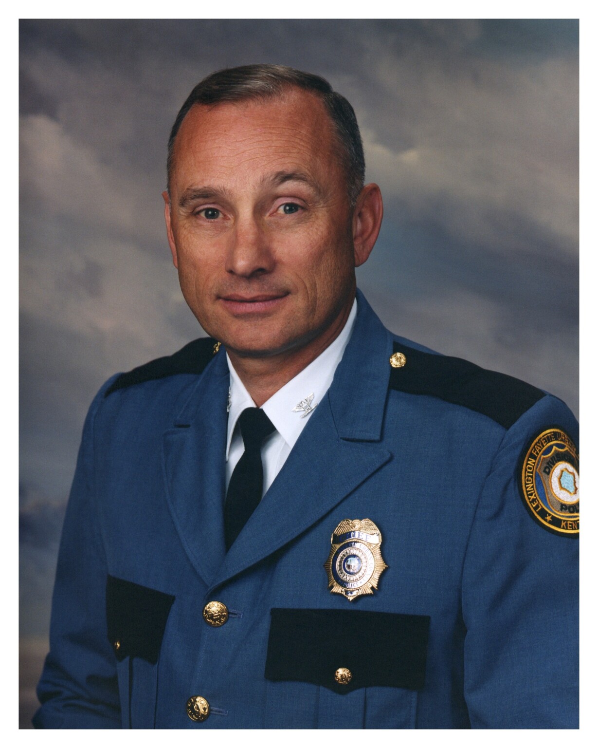 Retired Lexington Police Chief Larry Walsh Dies - WTVQ