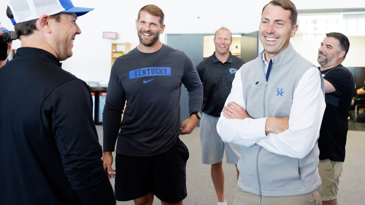 J Batt Set to Earn $2.6 Million in First Year as UK Athletics Director ...
