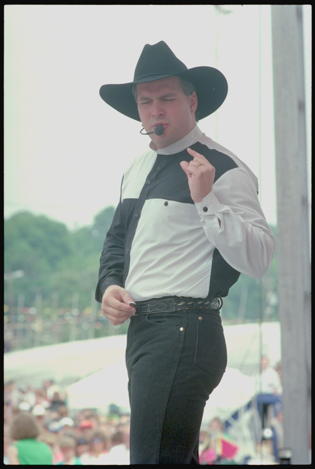 Garth gets another Award! - WUUQ-FM