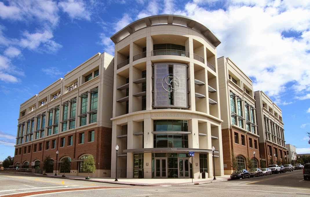 CFCC expands funding for students with children - WWAYTV3