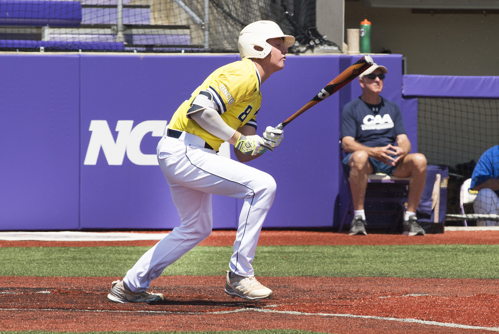 Cole Weiss plays hero again, UNCW Baseball walks off in Game One - WWAYTV3