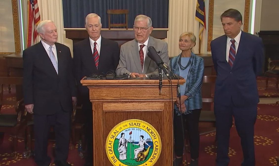 Former North Carolina Governor Jim Hunt has died - WWAYTV3