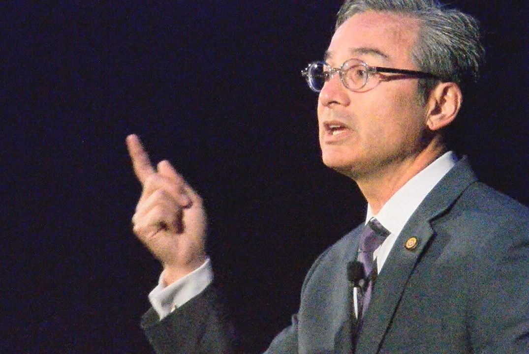 Sen. Lee faces ethics complaint about law work - WWAYTV3