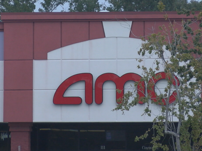 AMC will start charging more for better movie theater seats - WWAYTV3