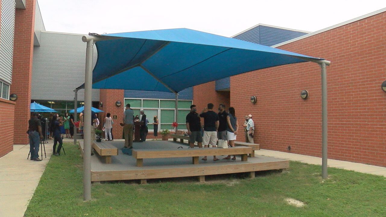 New outdoor classroom unveiled at Ogden Elementary School - WWAYTV3