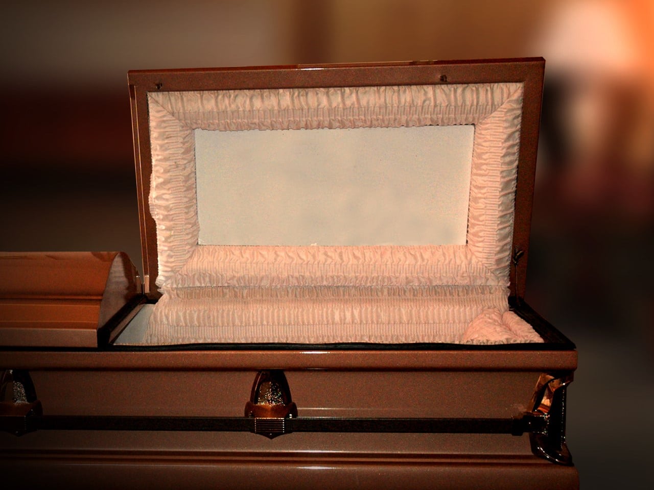 Funeral home stashed 189 decaying bodies and handed out fake ashes ...