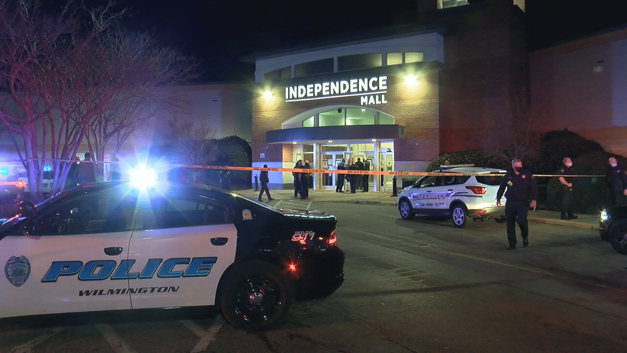 Police: Fight ends with shooting inside Independence Mall - WWAYTV3