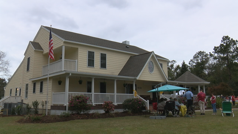 Rose House for women's recovery hosts grand opening - WWAYTV3