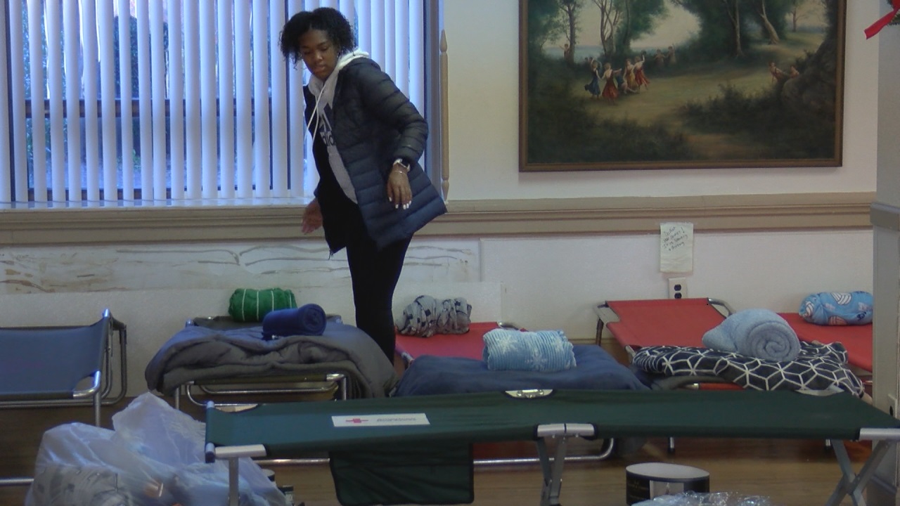 The Warming Shelter opens in Wilmington ahead of freezing temps - WWAYTV3