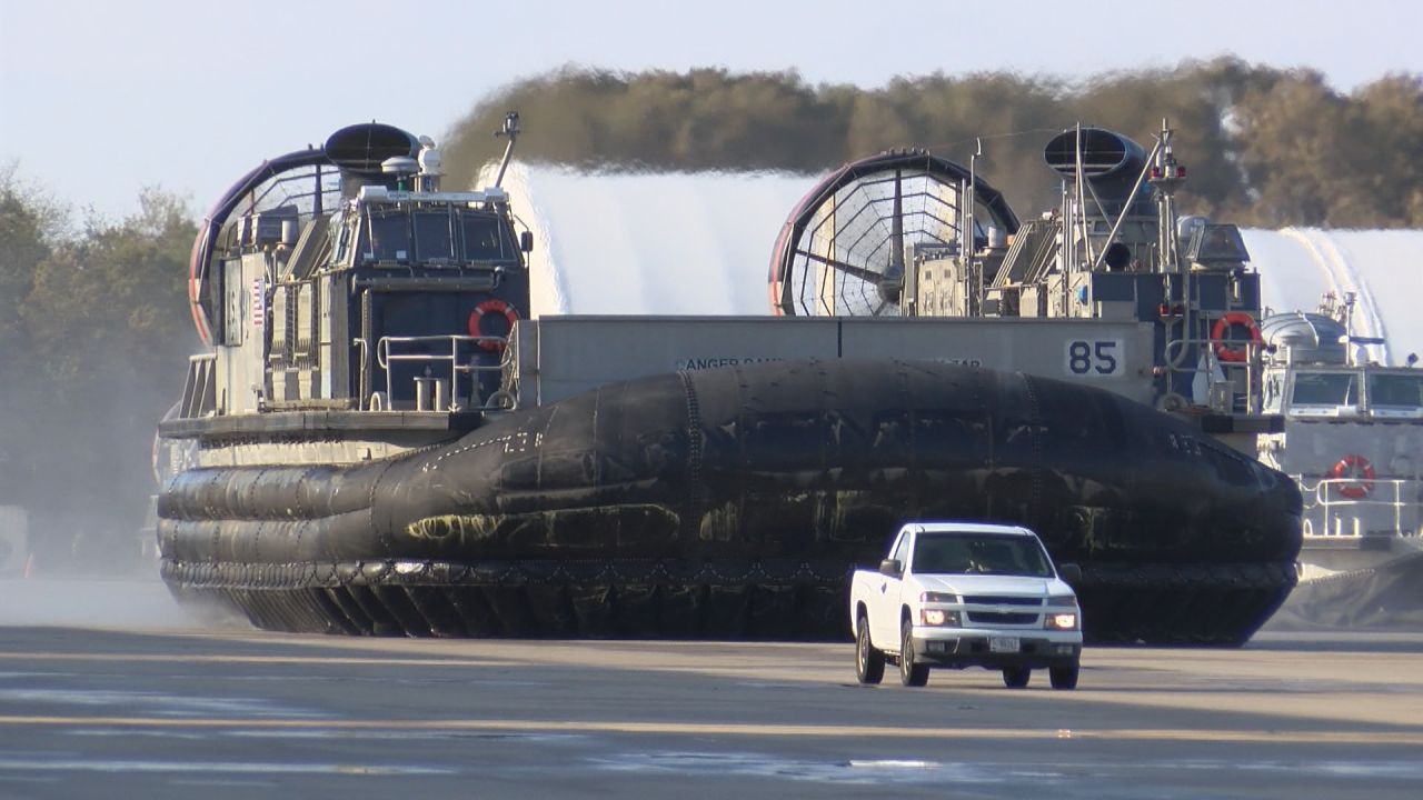 Serving at Sea Part Two: Navy Expeditionary Unit shows off hovercrafts ...