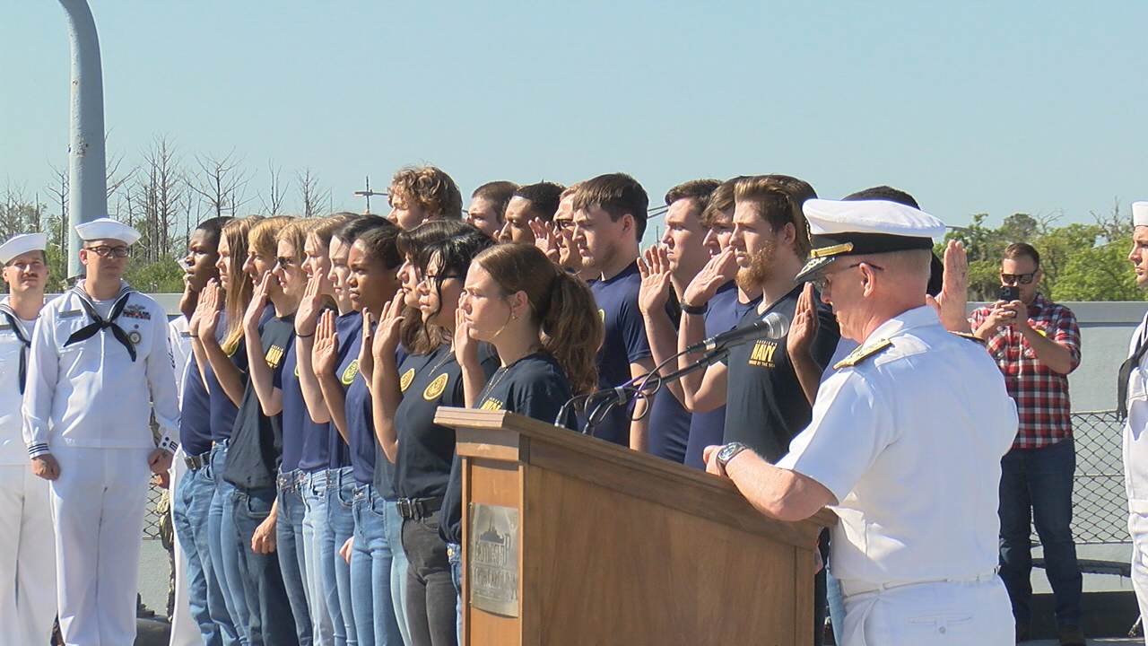 Sailors sworn into U.S. Navy on USS North Carolina Battleship - WWAYTV3