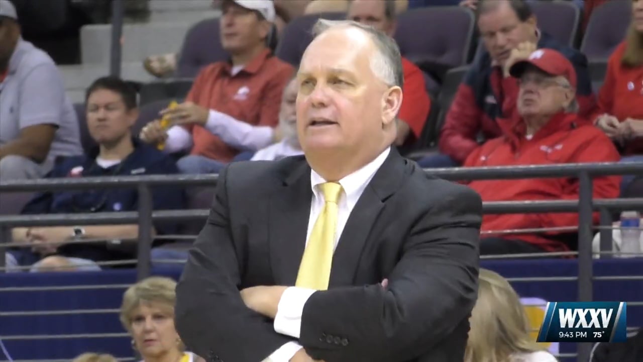 USM Head Basketball Coach Jay Ladner finalist for Hugh Durham Award
