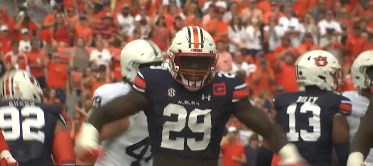 Gulfport alum Derick Hall projected early pick in 2023 NFL Draft - WXXV ...