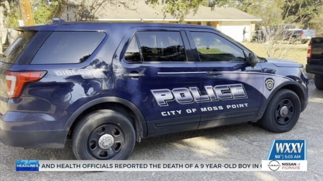 New Moss Point Police Chief sworn in - WXXV News 25